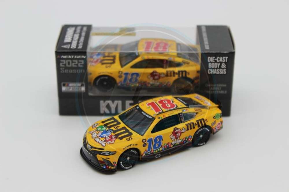 Kyle Busch #18 NASCAR 2022 JGR Toyota M&M's Darlington Throwback 1:64 ...