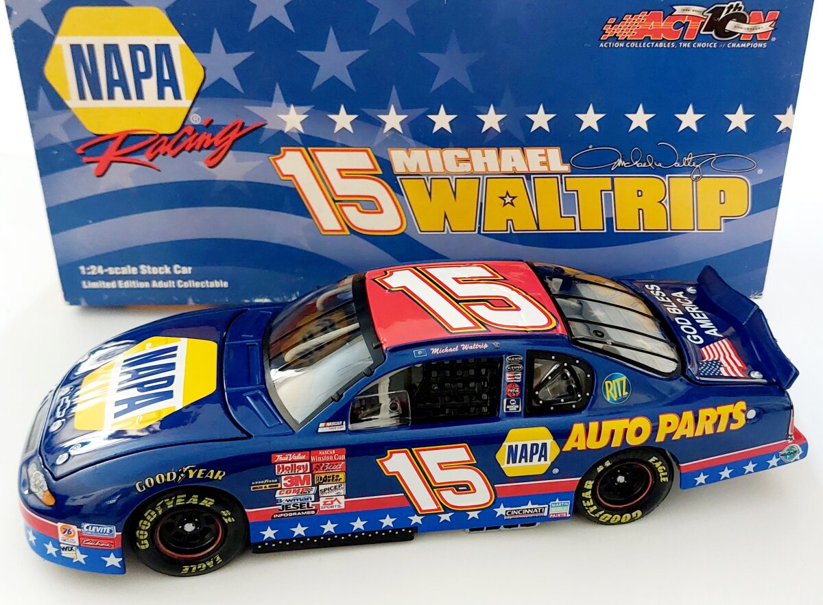 Michael Waltrip #15 NASCAR 2002 Monte Carlo NAPA Stars & Stripes 1:24 ...